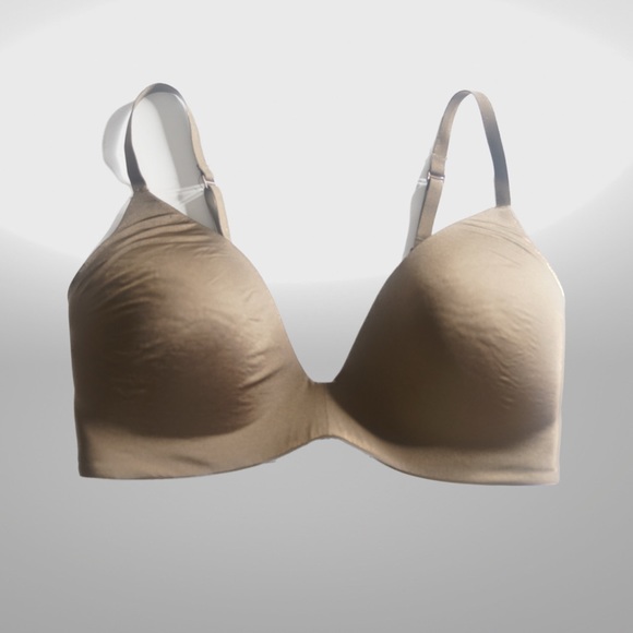 SKIMS | Intimates & Sleepwear | Ntw Skims Bra Wireless Form Pushup ...